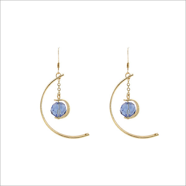 金月彎刀水晶耳環 / Golden Machete Crystal Earrings
