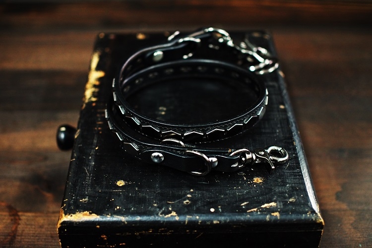 { DEUCE & CO.}---ATHENA bags