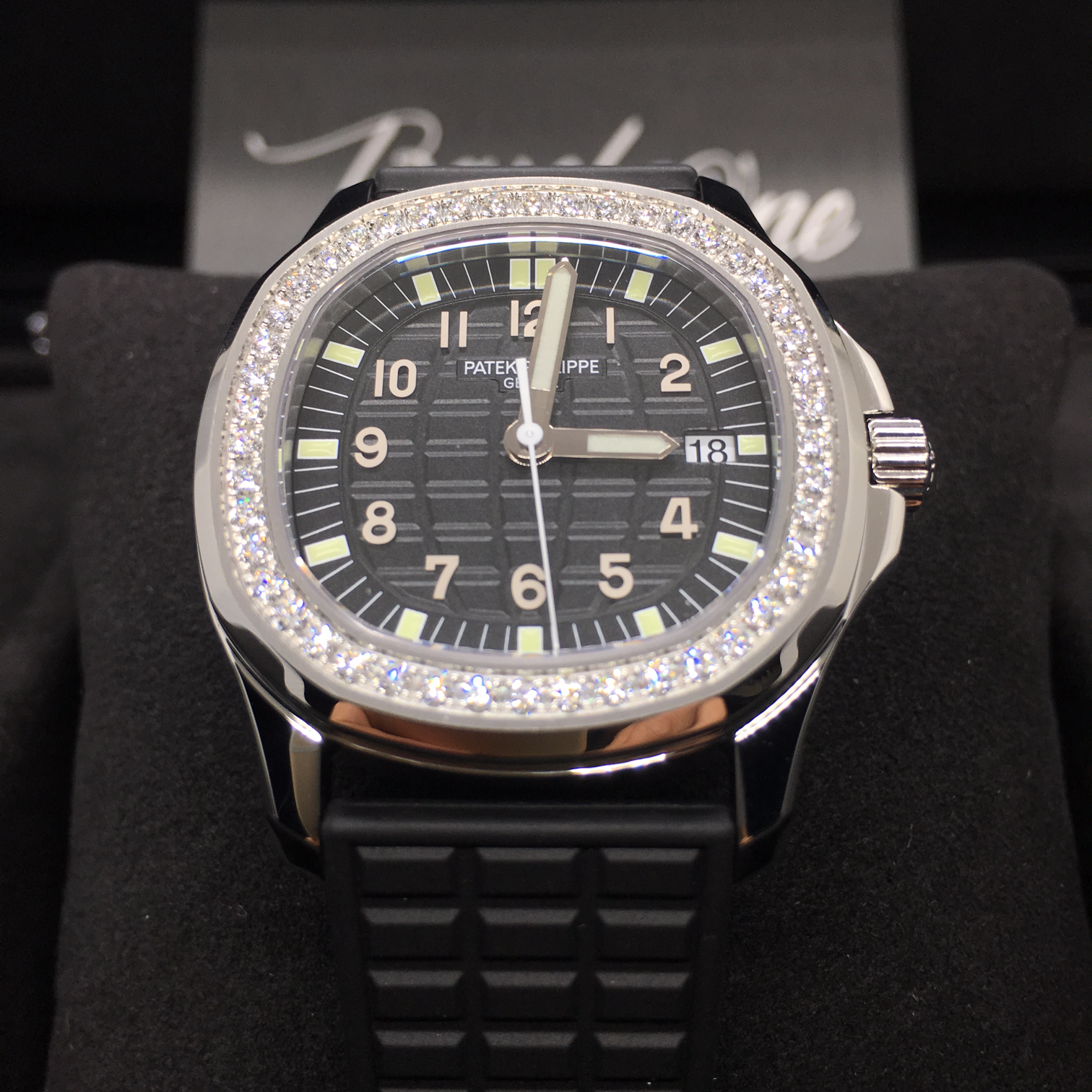 PATEK PHILIPPE 5067A-001 AQUANAUT Stainless Steel QUART