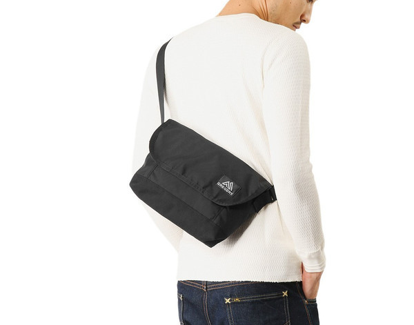 GREGORY SHOULDER BAG