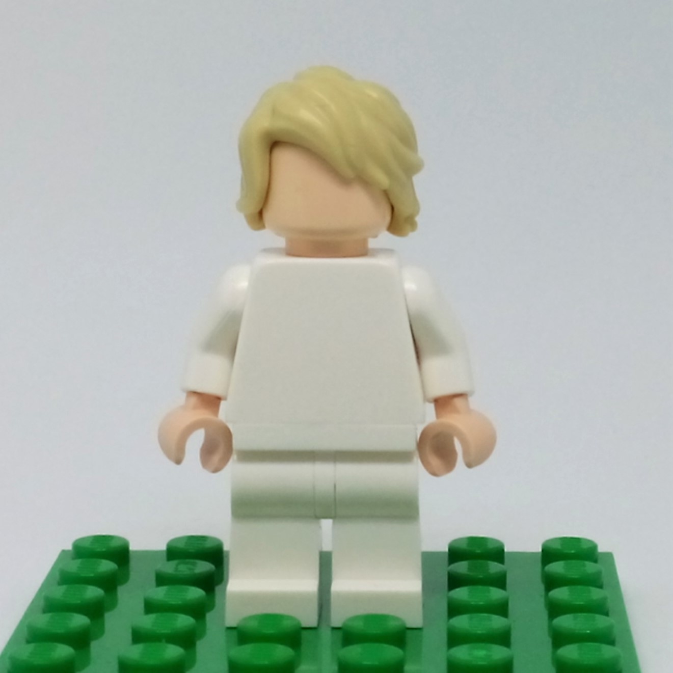 Lego 25409 Hair Mid-Length Tousled with Side Part