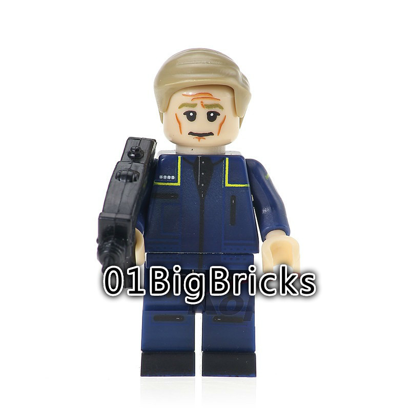 01BigBricks Lt. Trip Tucker Star Trek Minifigure Lego