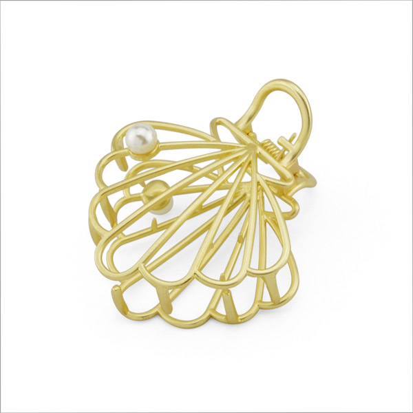 霧金珍珠貝殼鯊魚夾 / Matte Gold Shell Metal Claw Clip