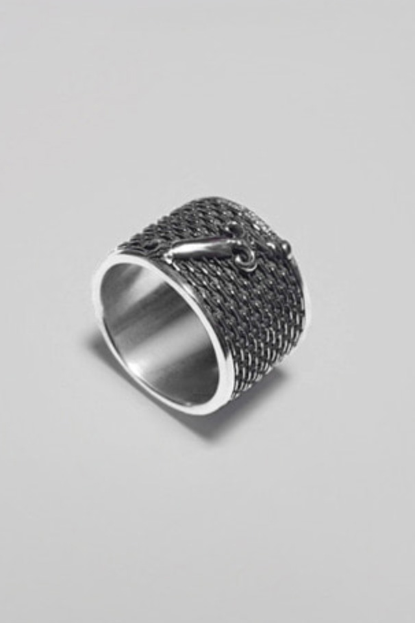 GUSQ Nobles Ring