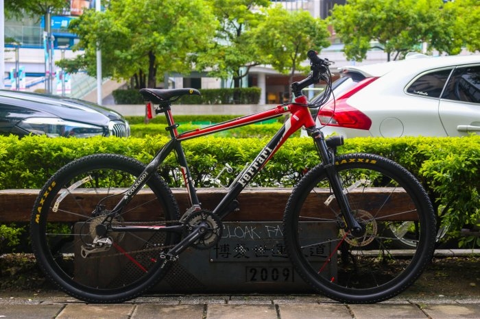 中古高雄買賣法拉利 Ferrari CX-50 27段變速 二手腳踏車 #38892