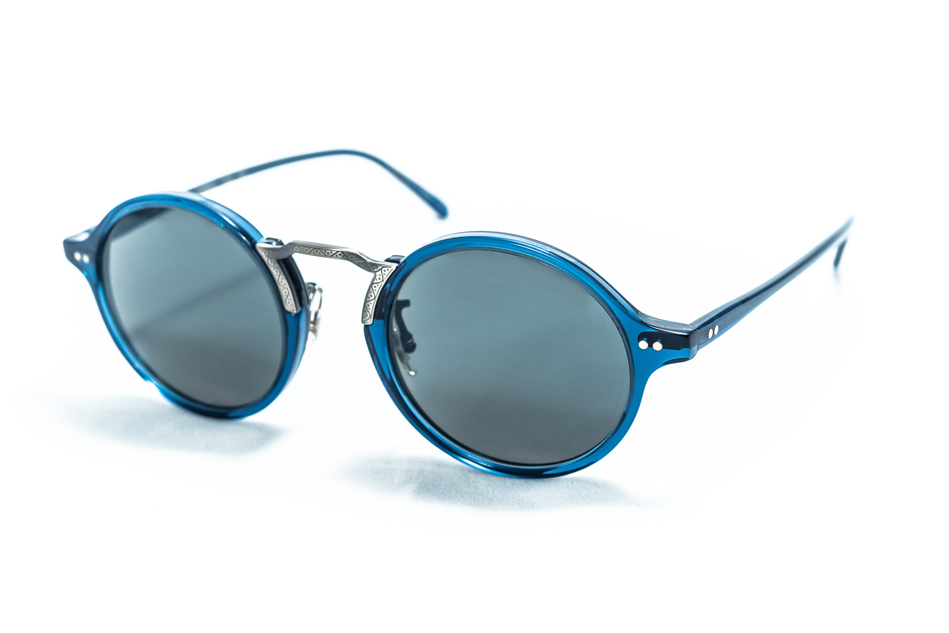 Kosa-1670R5- The New Black Optical