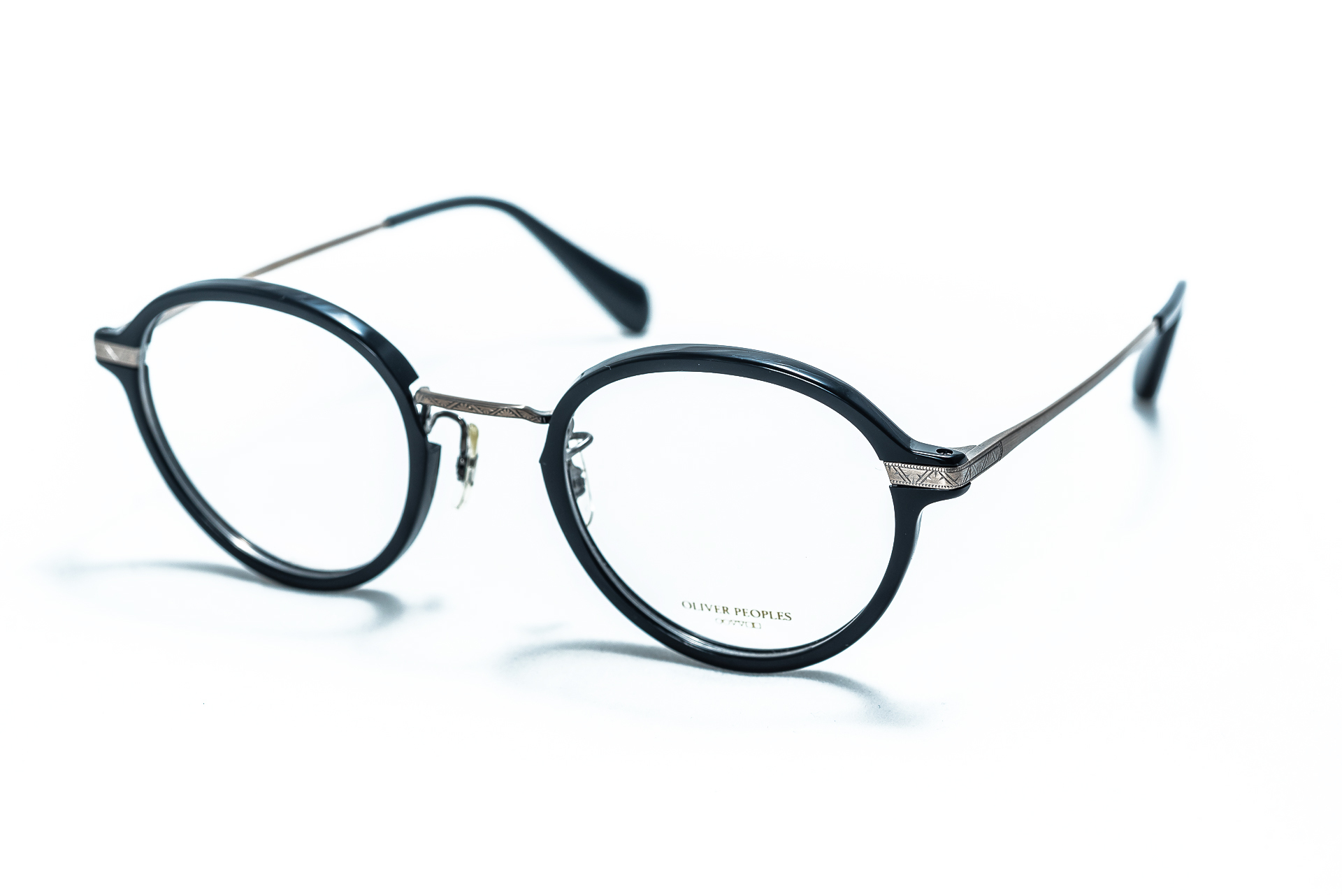BLAKEMORE-1592- The New Black Optical