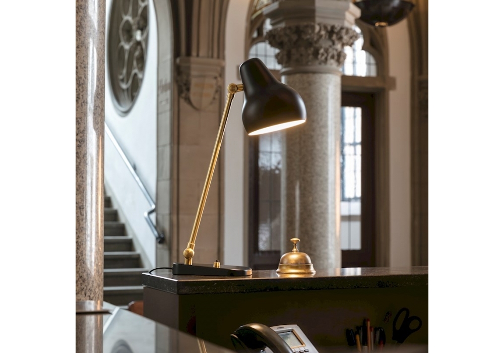 VL38 Table Lamp - VL38 桌燈