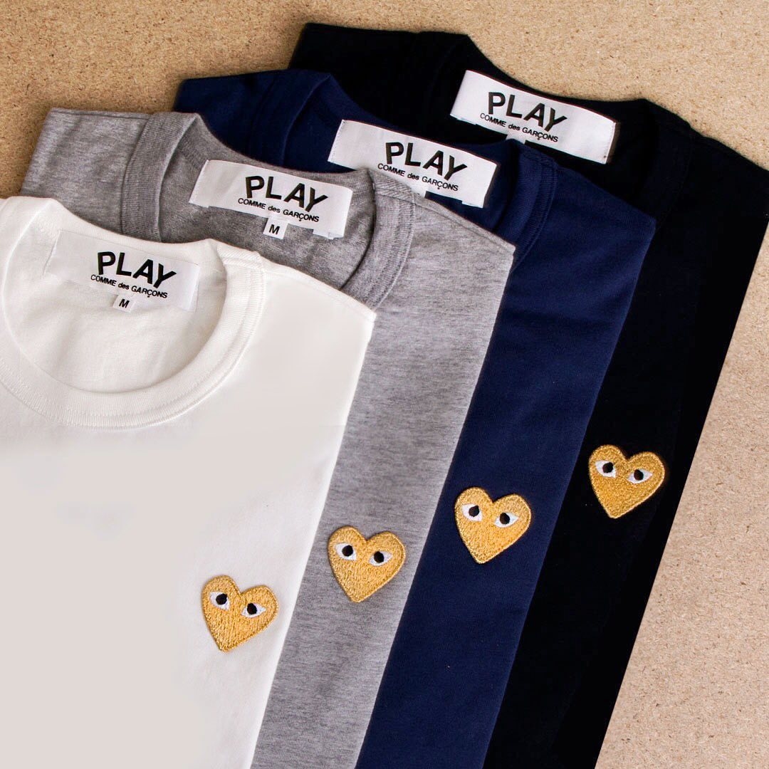 CDG PLAY GOLD HEART TEE