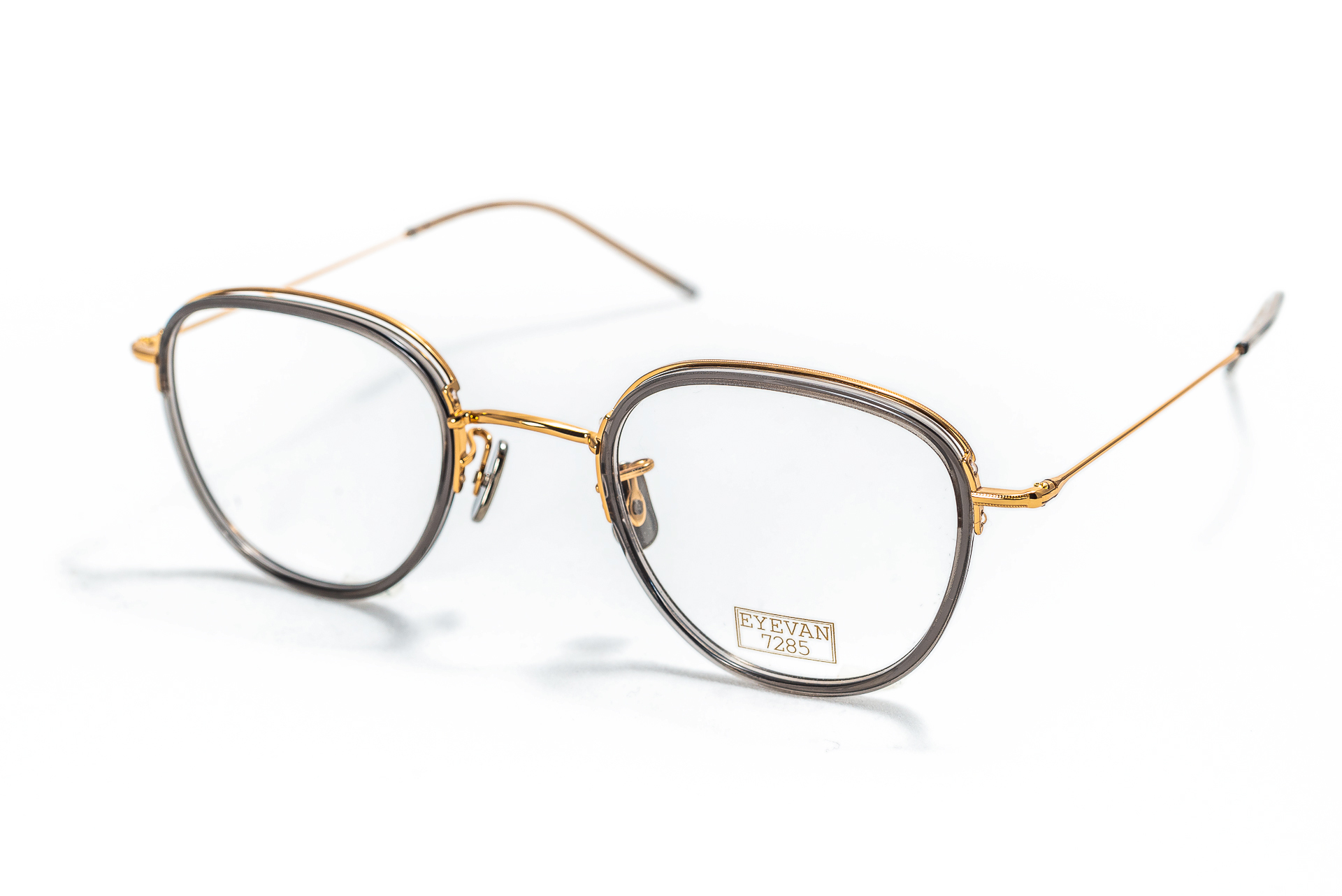 560-c.90013- The New Black Optical