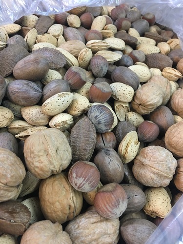 Mixed Nuts in shell 2oz