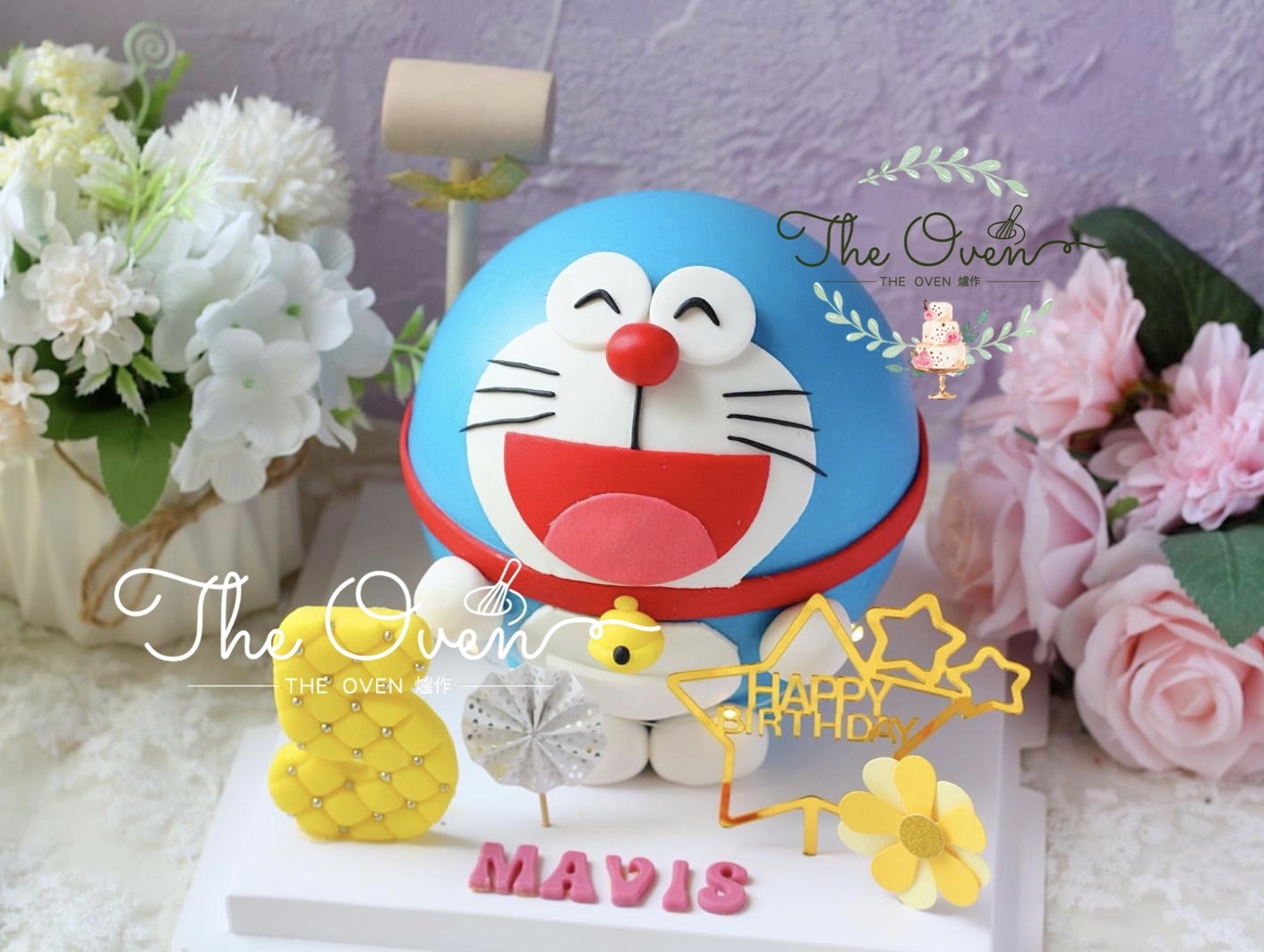 Cartoon Piñata Cakes