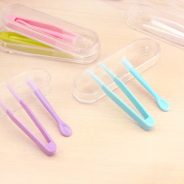 Contacts Clip