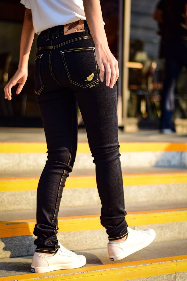 Pinion denim Lady : ผ้าผสมยืดสั่งทอพิเศษสี INDIGO มีควา