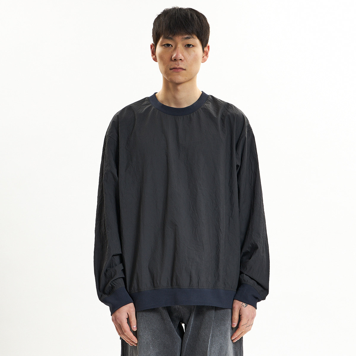 UNAFFECTED - LOGO LABEL SWEAT SHIRT