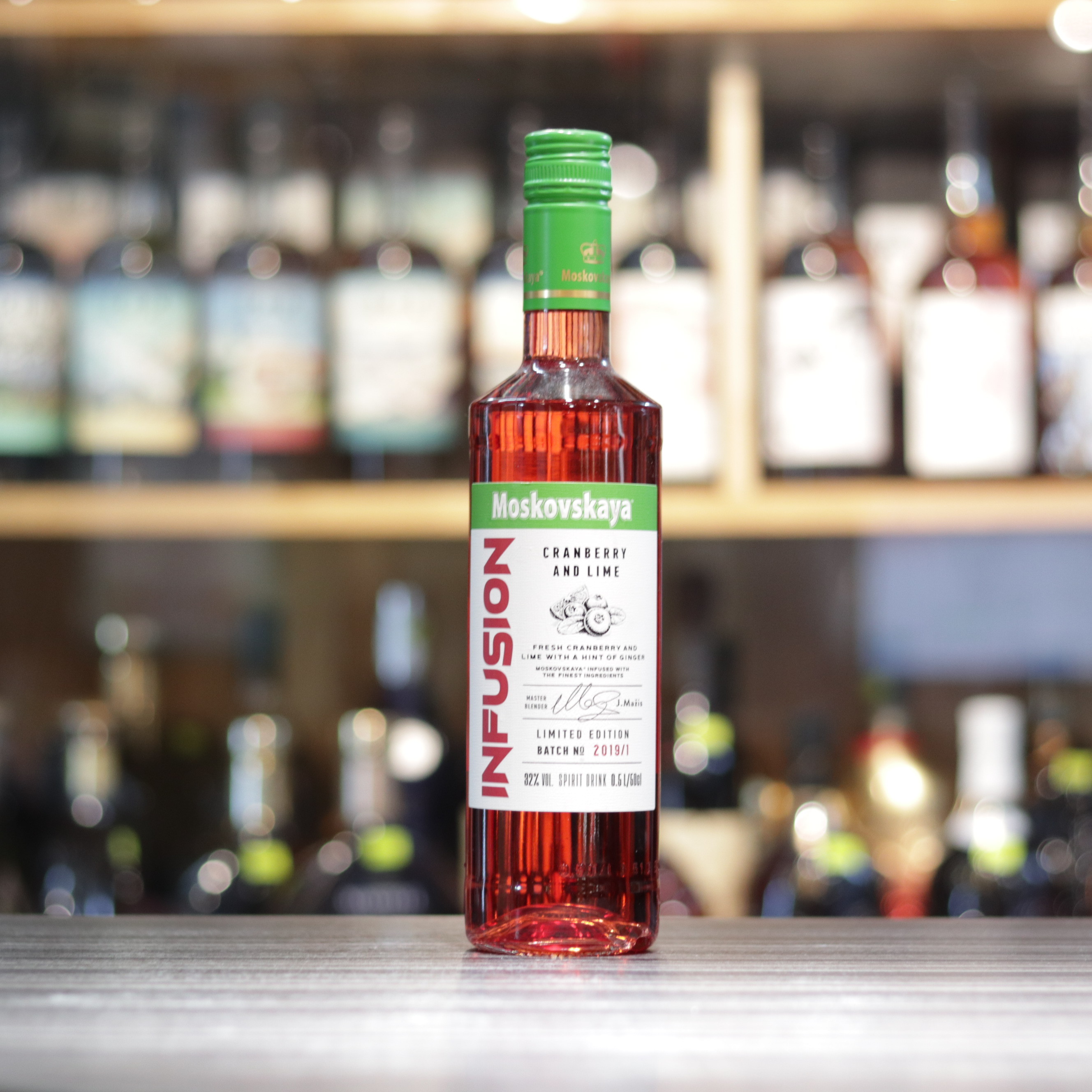 Moskovskaya Infusion Cranberry and Lime Vodka - 50cl/32