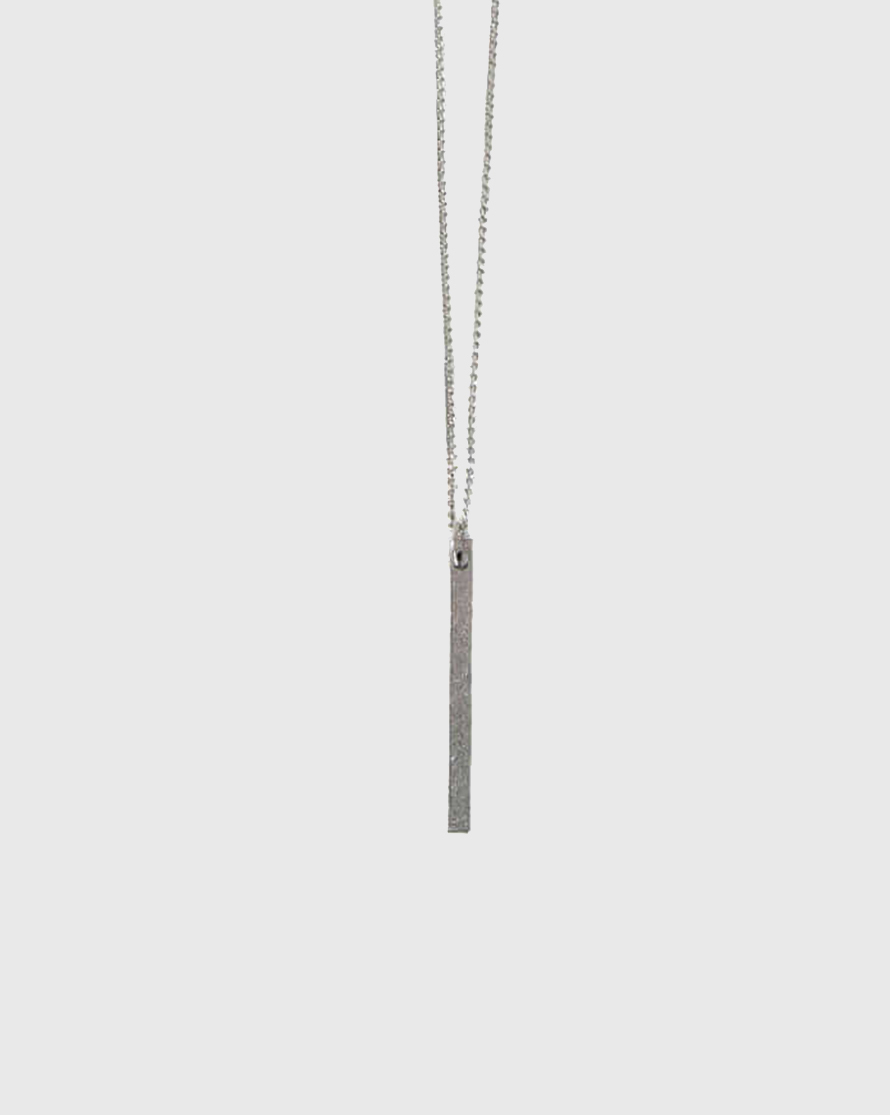 BOLD STICK CHAIN NECKLACE