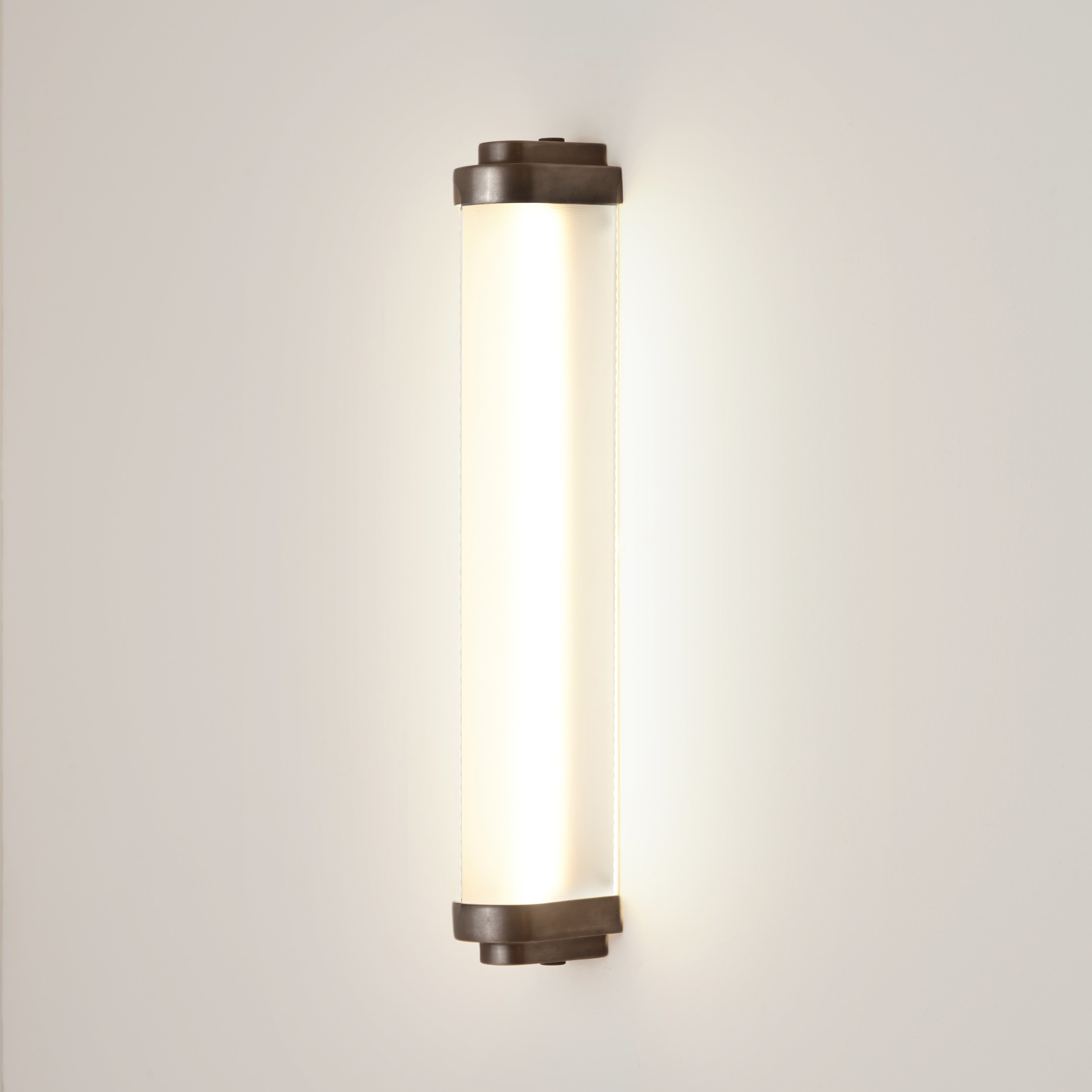 Cabin LED Wall Light - 40cm (Weathered Brass)