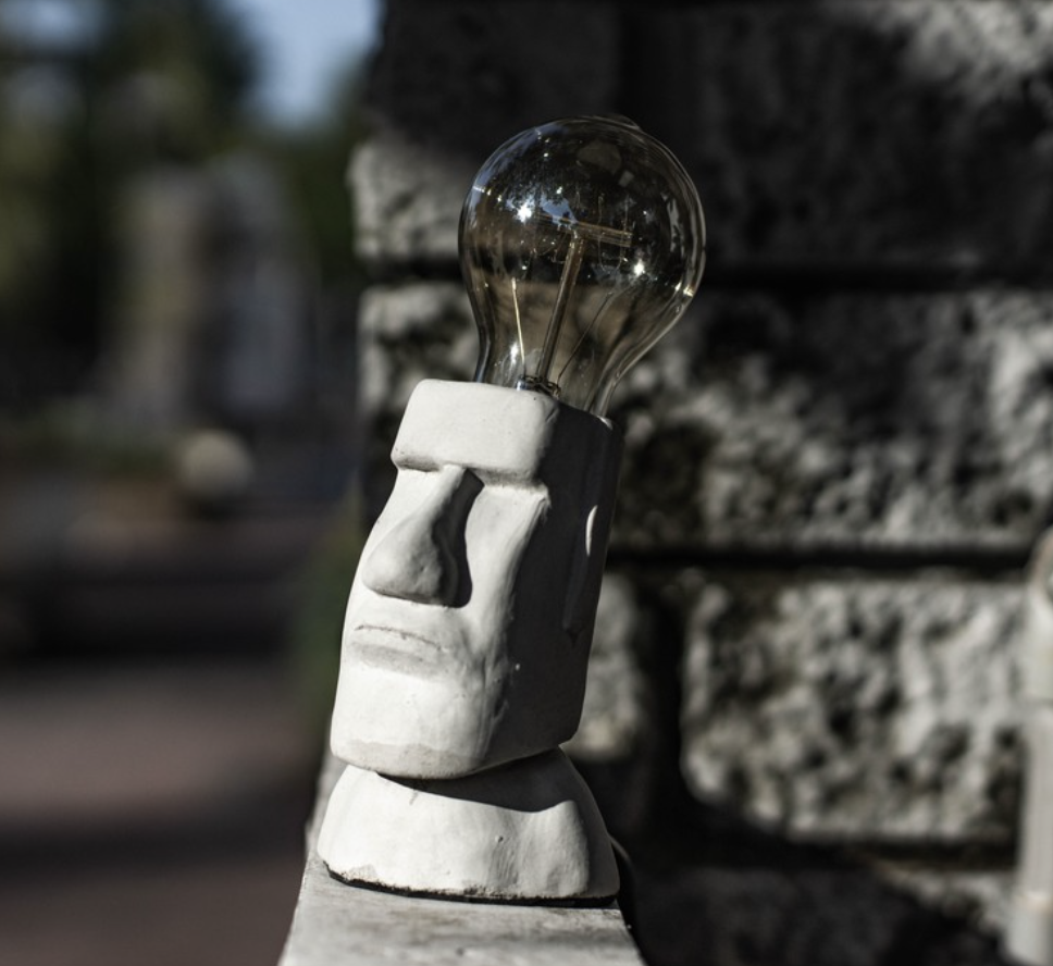 SHU｜Classic Moai Cement Lamp