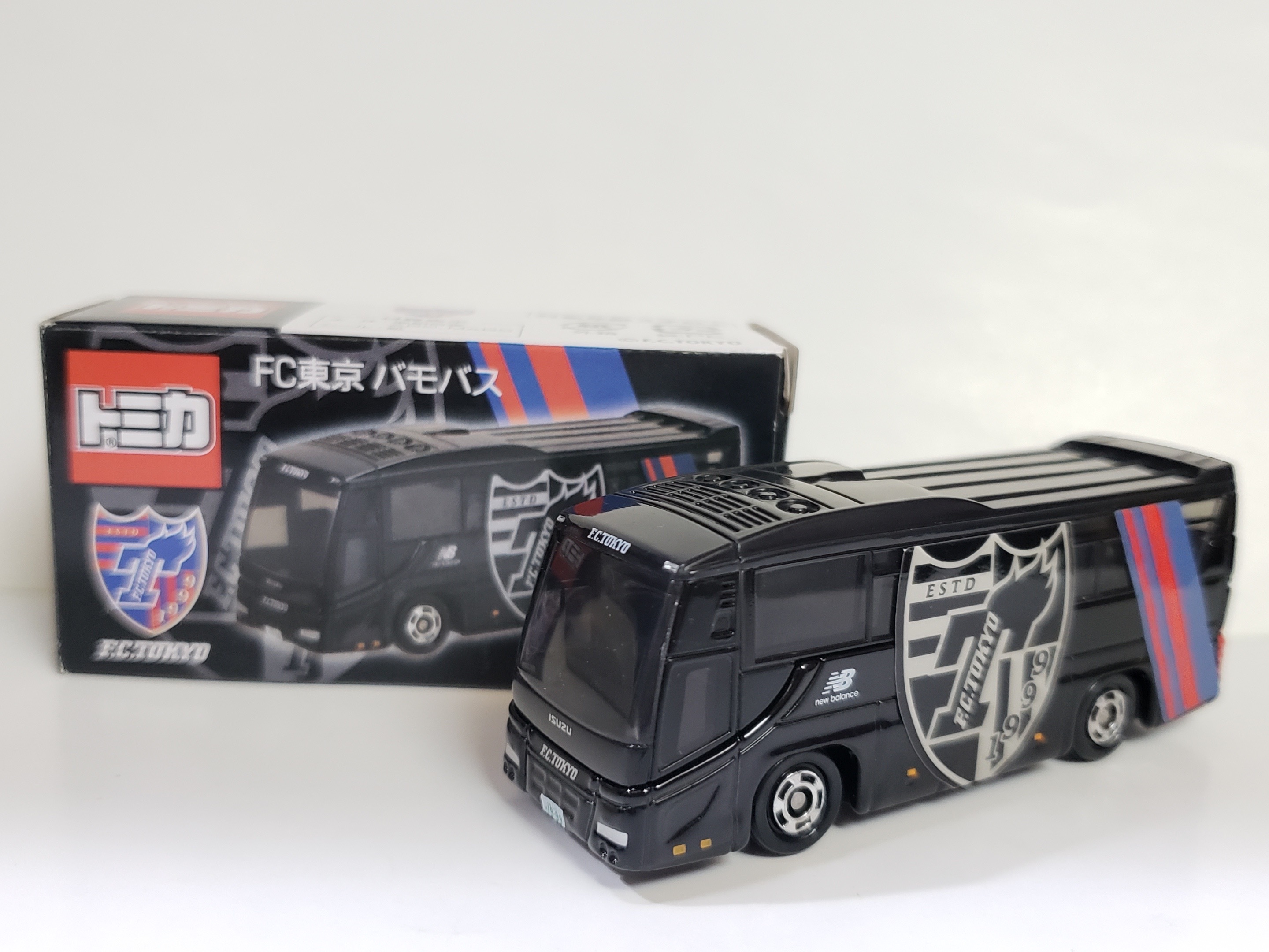 Tomica FC Tokyo Bus Isuzu Gala