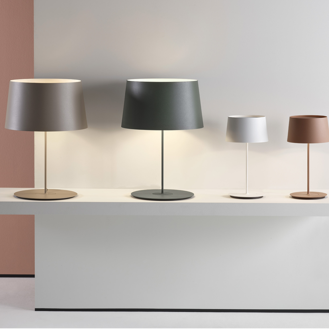 VIBIA 西班牙 Warm 桌燈 - White / Beige / Green / Brown