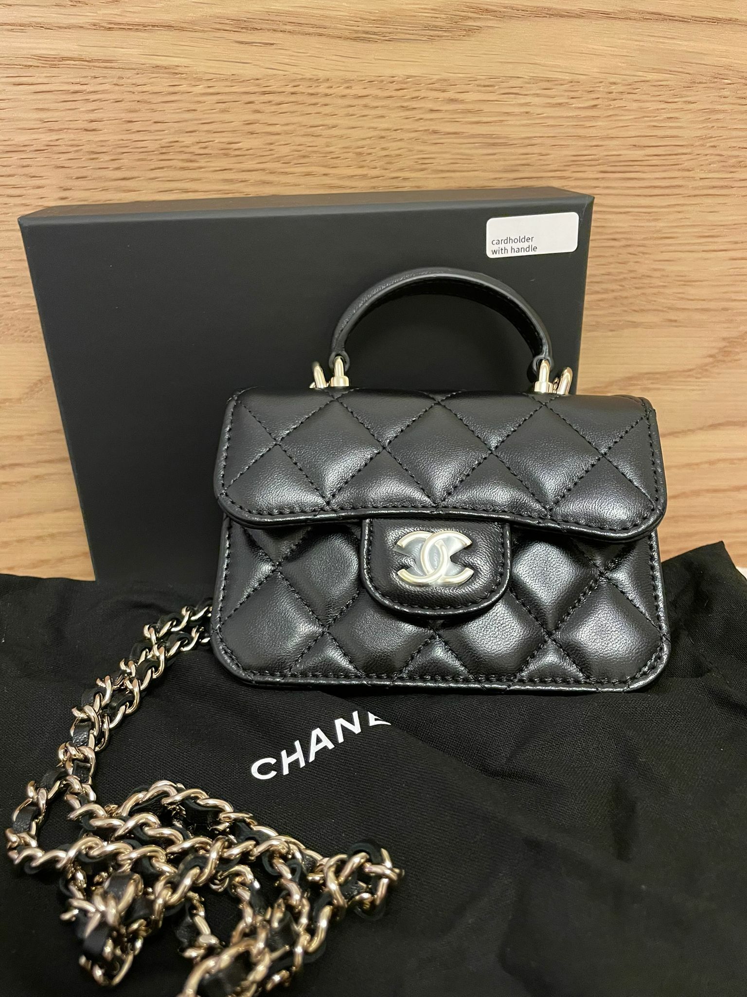 Chanel mini flap bag with handle - black