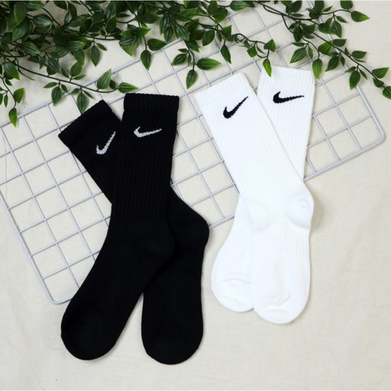 (PRE-ORDER) NIKE SOCKS
