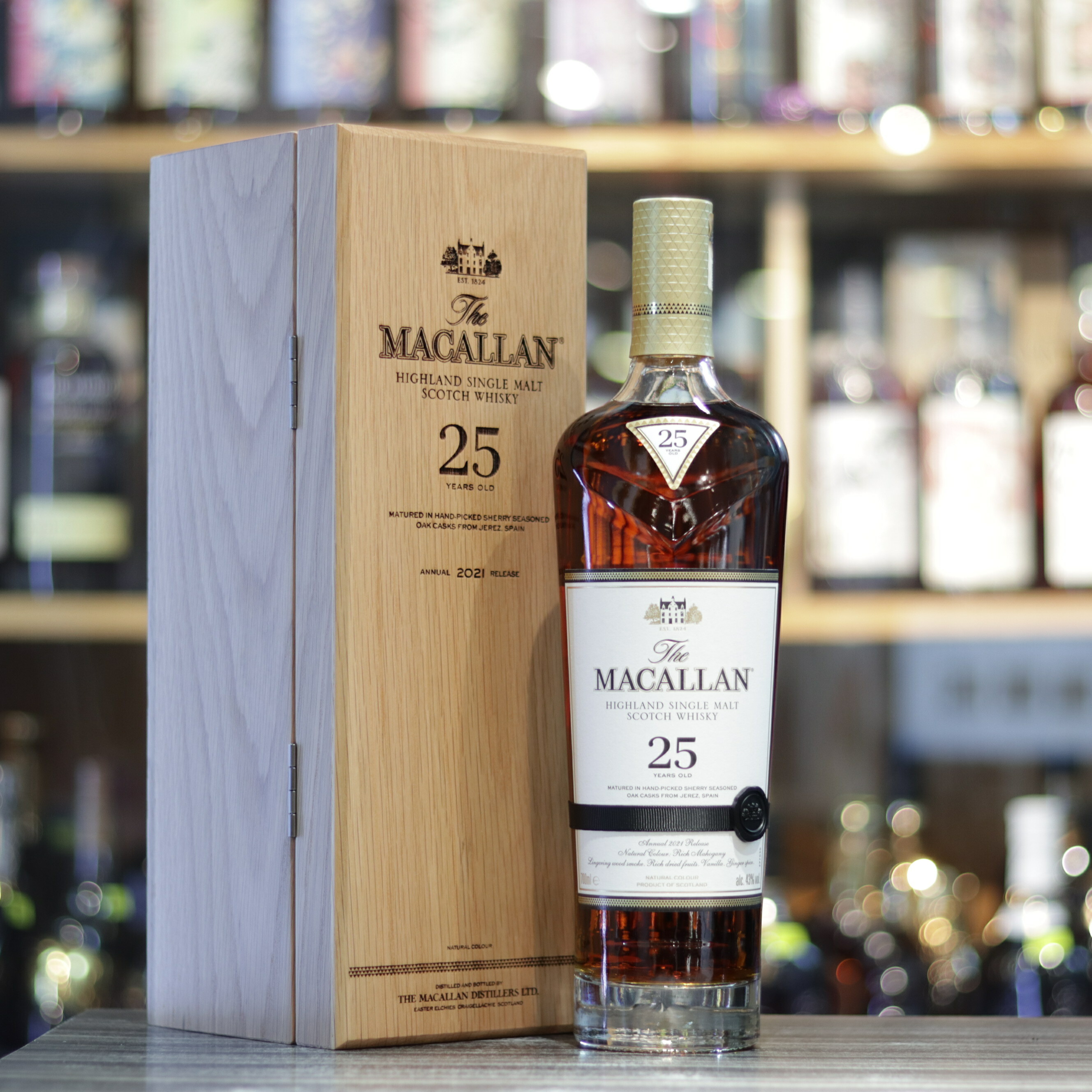 Macallan 25YO Sherry Oak (Bottled 2021) - 70cl/43%