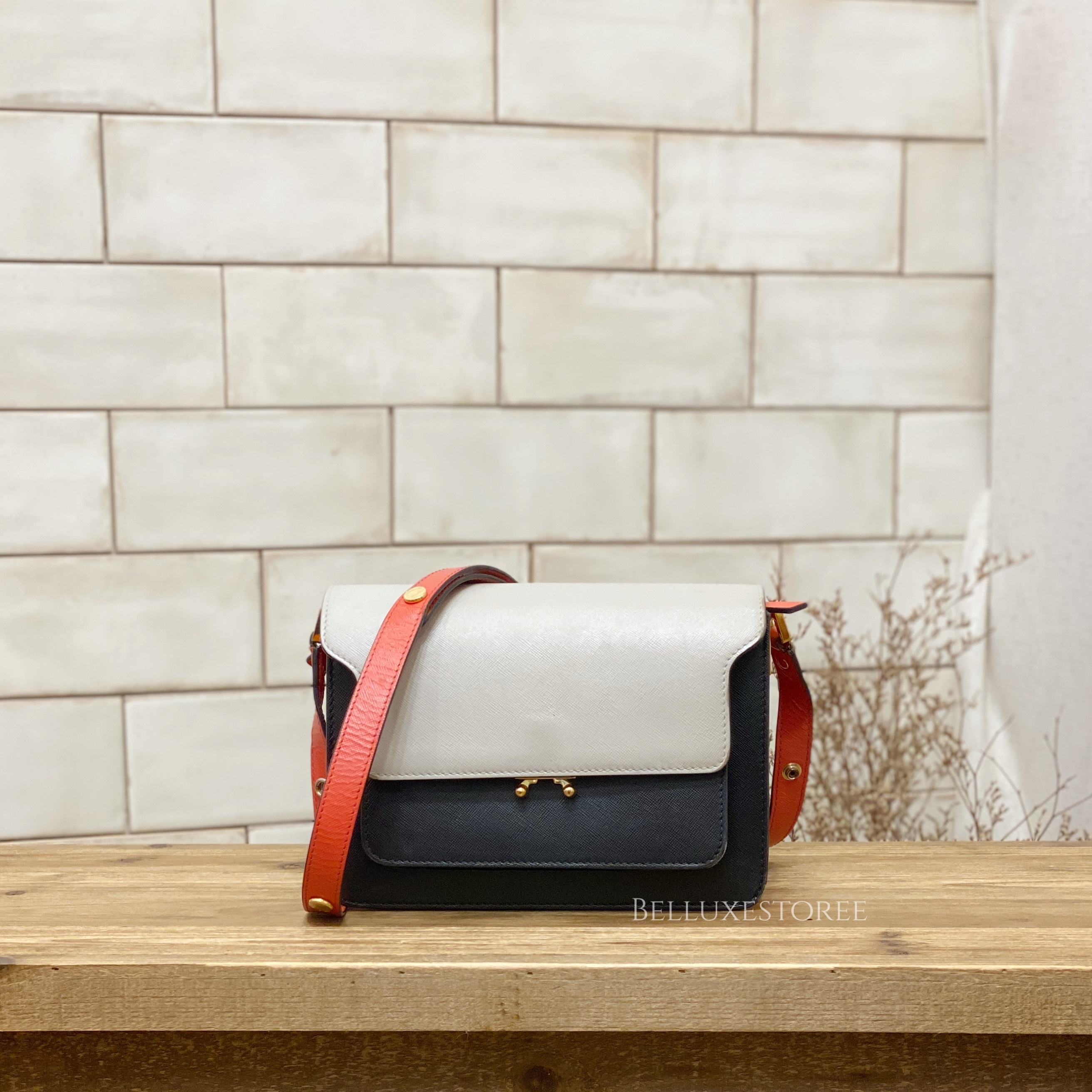 Marni trunk medium grey/ black/ red