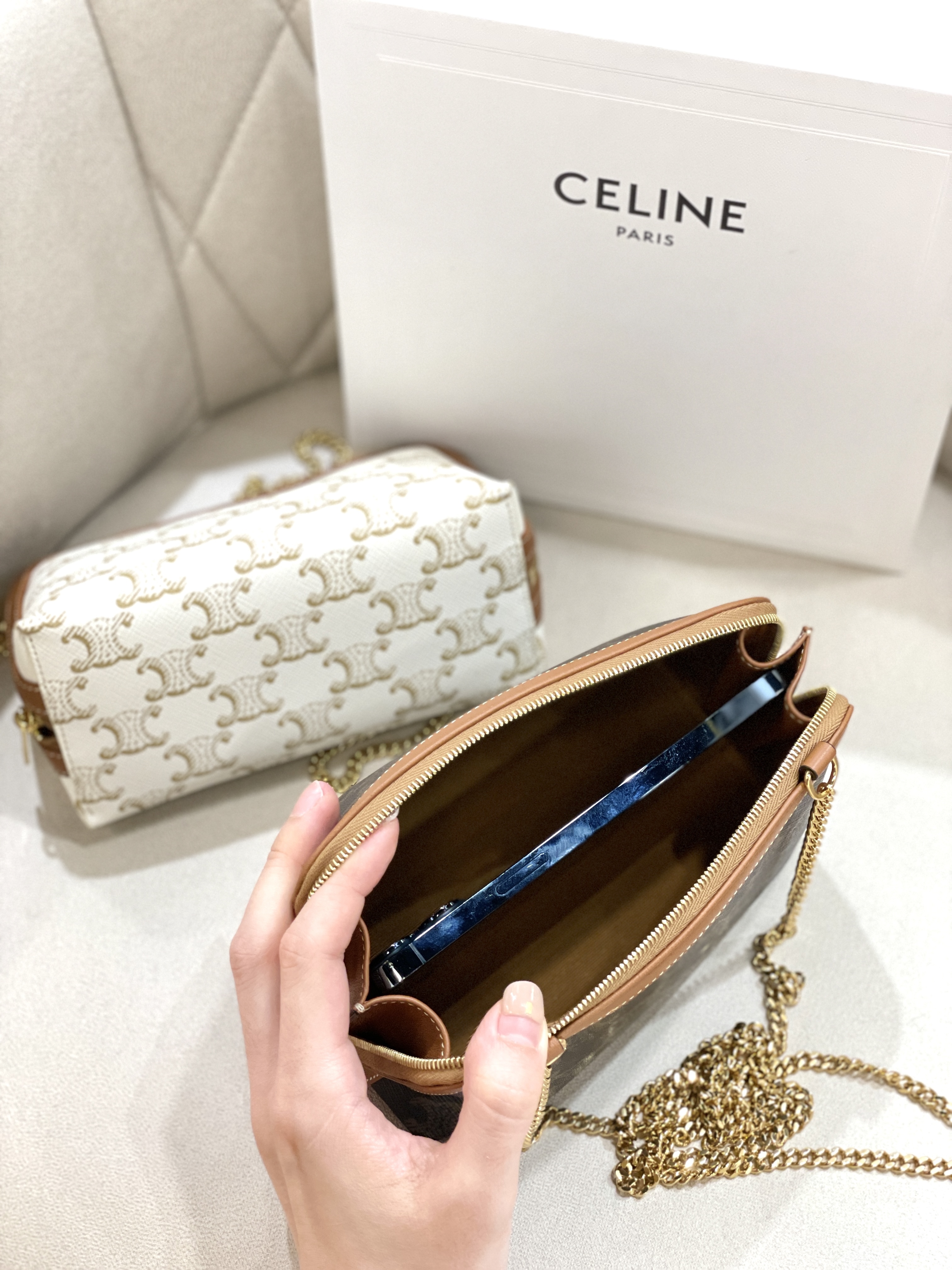 CELINE Clutch With Chain