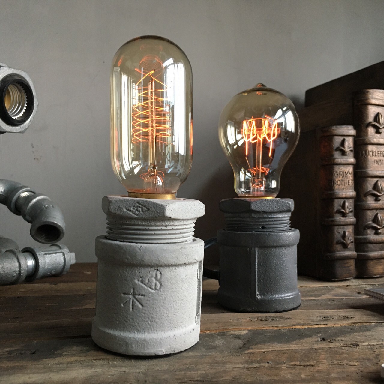 SHU｜Mimic Water Pipes Cement Lamp