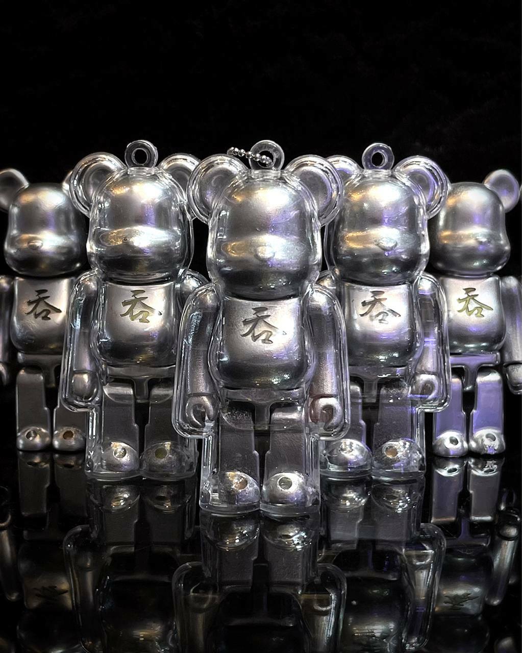 100% AUTHENTIC BEAR BRICK KEYCHAIN ( SILVER )