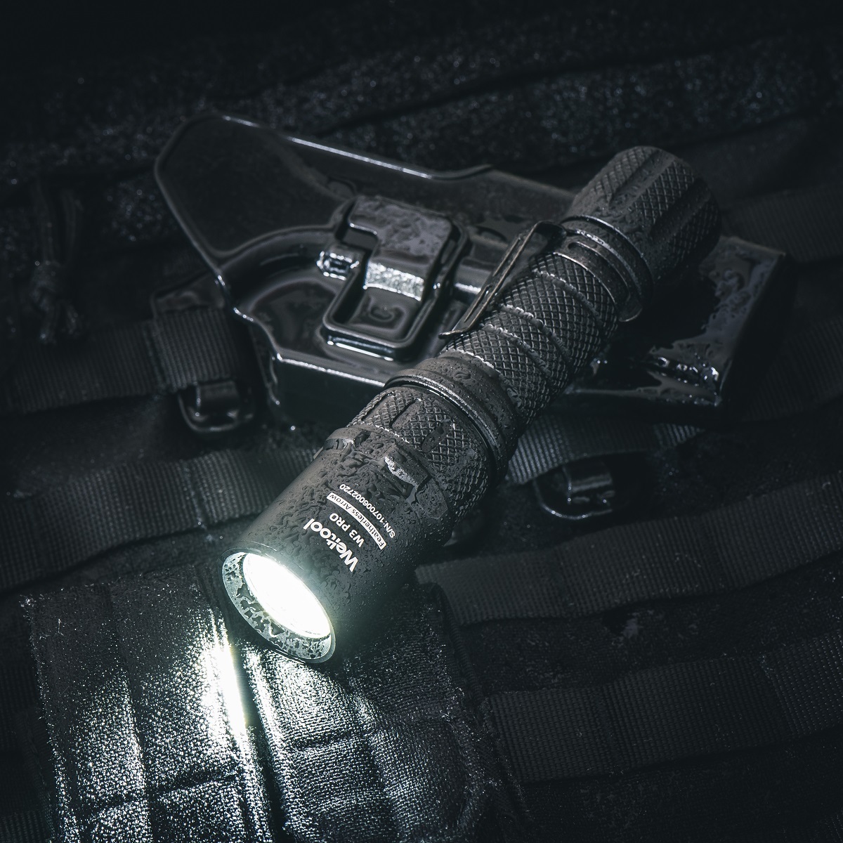 Weltool W3 Pro TAC 1.479km 930lm LEP Flashlight W3Pro