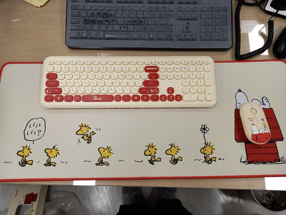 Snoopy藍牙鍵盤|2.4GHz USB無線傳輸|同時連3個裝置|Peanuts正式授權