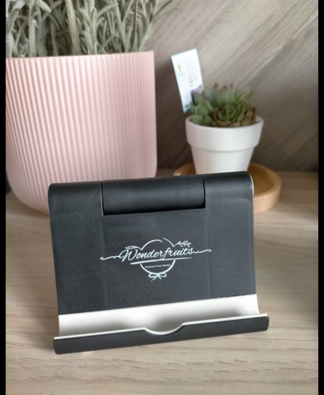 Wonderfruits Handphone Stand *limited collection*