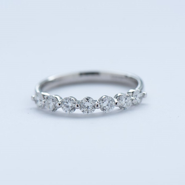 18K Single Prong Diamond Eternity Ring