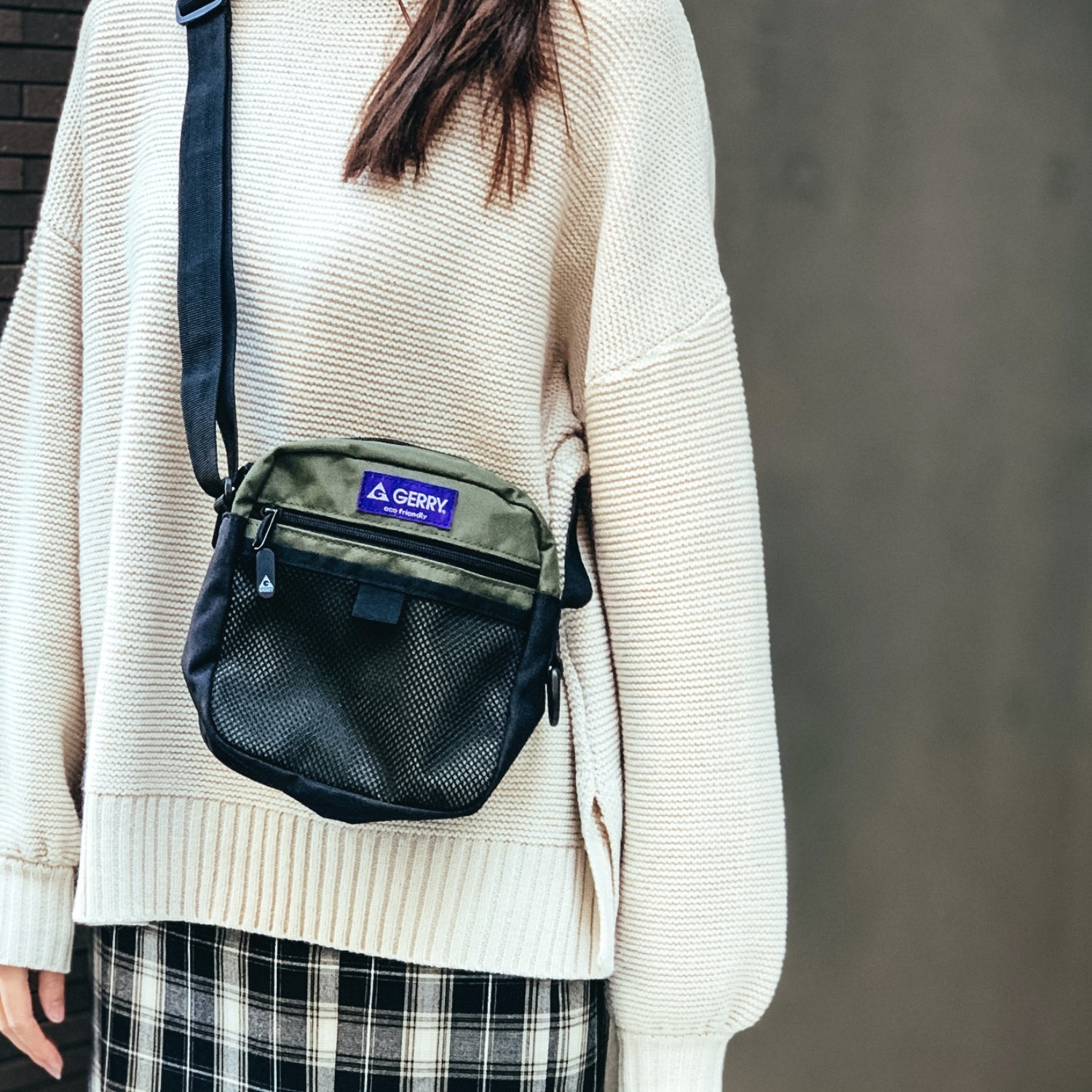 Gerry JP Square Shoulder Bag