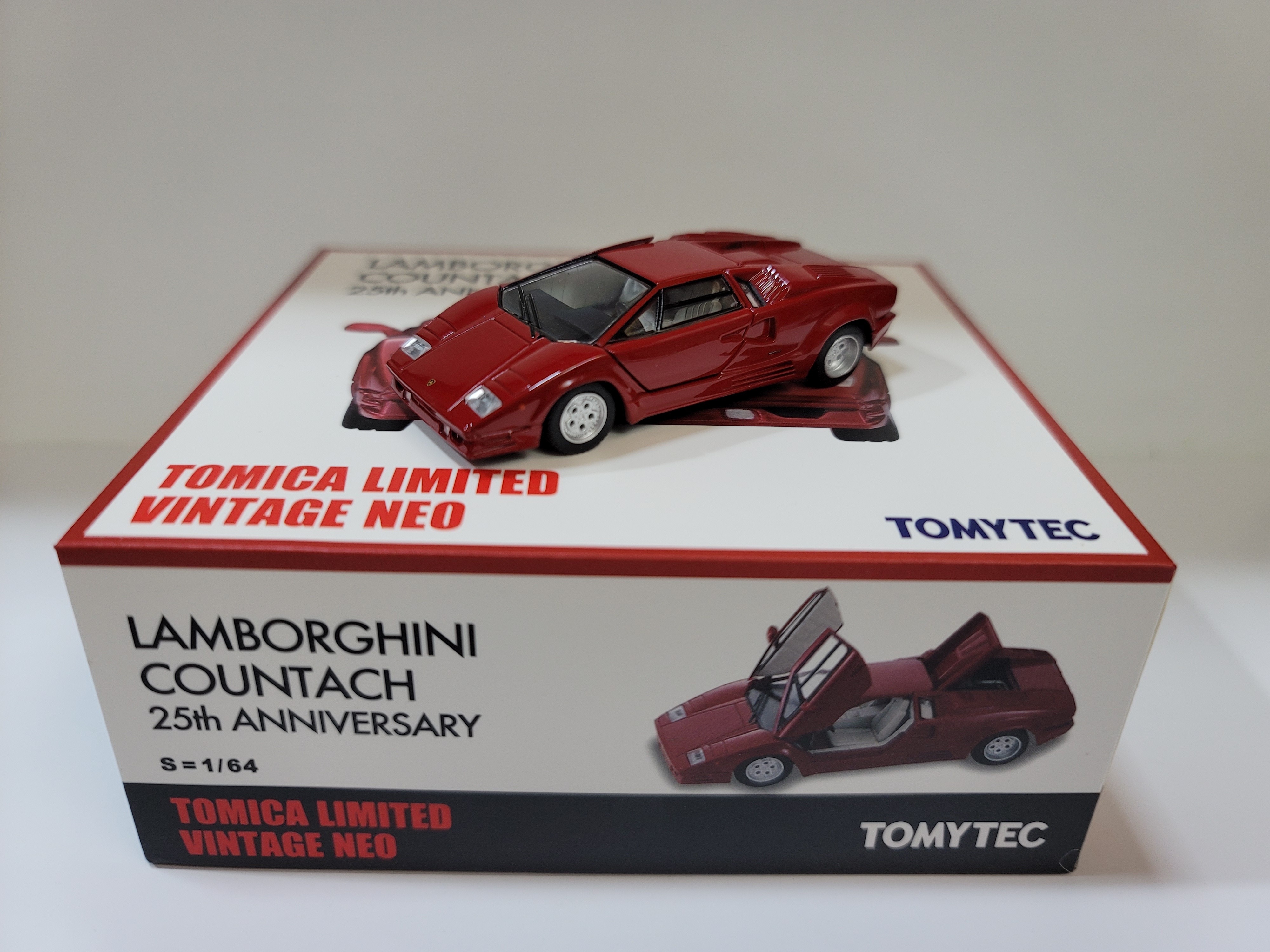 Tomytec Tomica Limited Vintage NEO 1/64 Lamborghini Cou