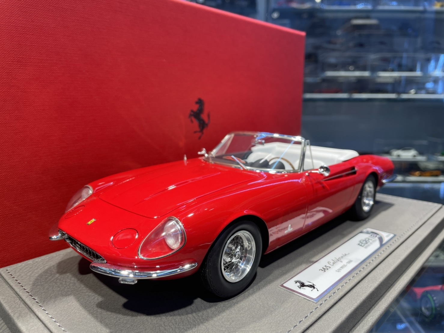 BBR BBR1814D Ferrari 365 California SN 09935 1966 1/18