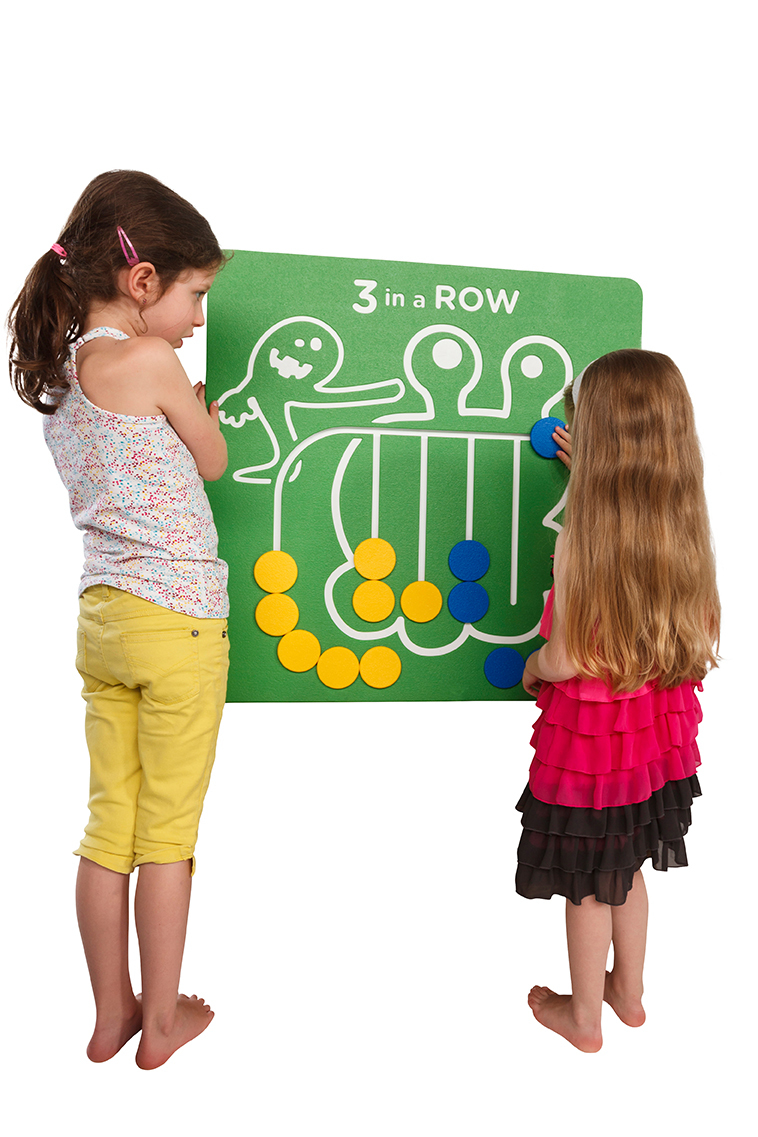 HDPE PLAY PANEL - 3 in a Row (GREEN)