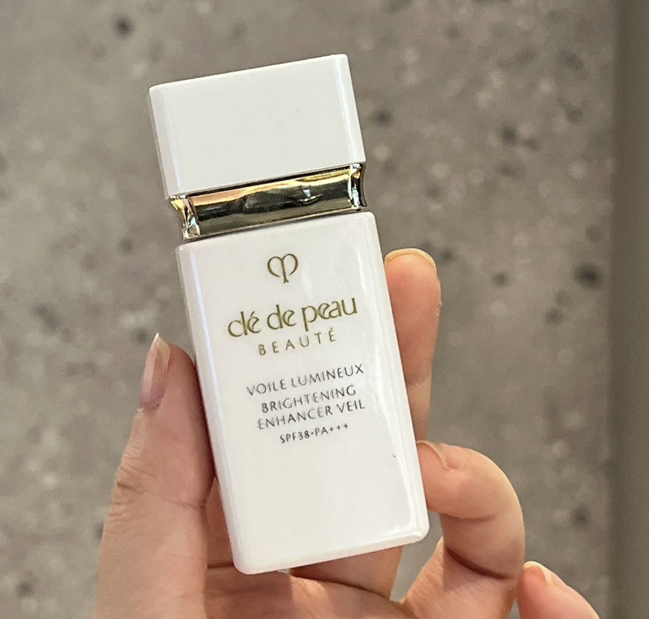 Cle de peau BRIGHTENING ENHANCER VEIL Brightening enhan