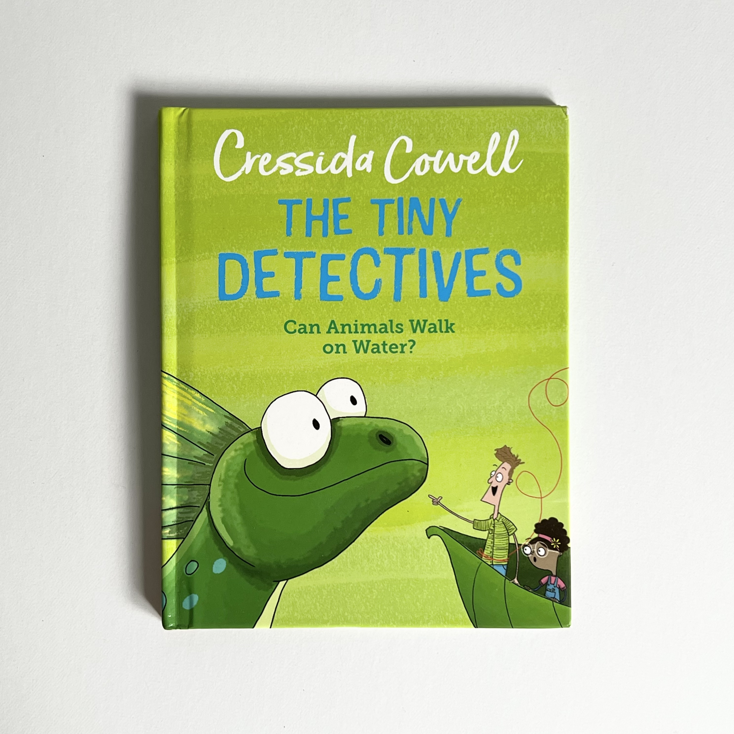 英文童書 THE TINY DETECTIVES