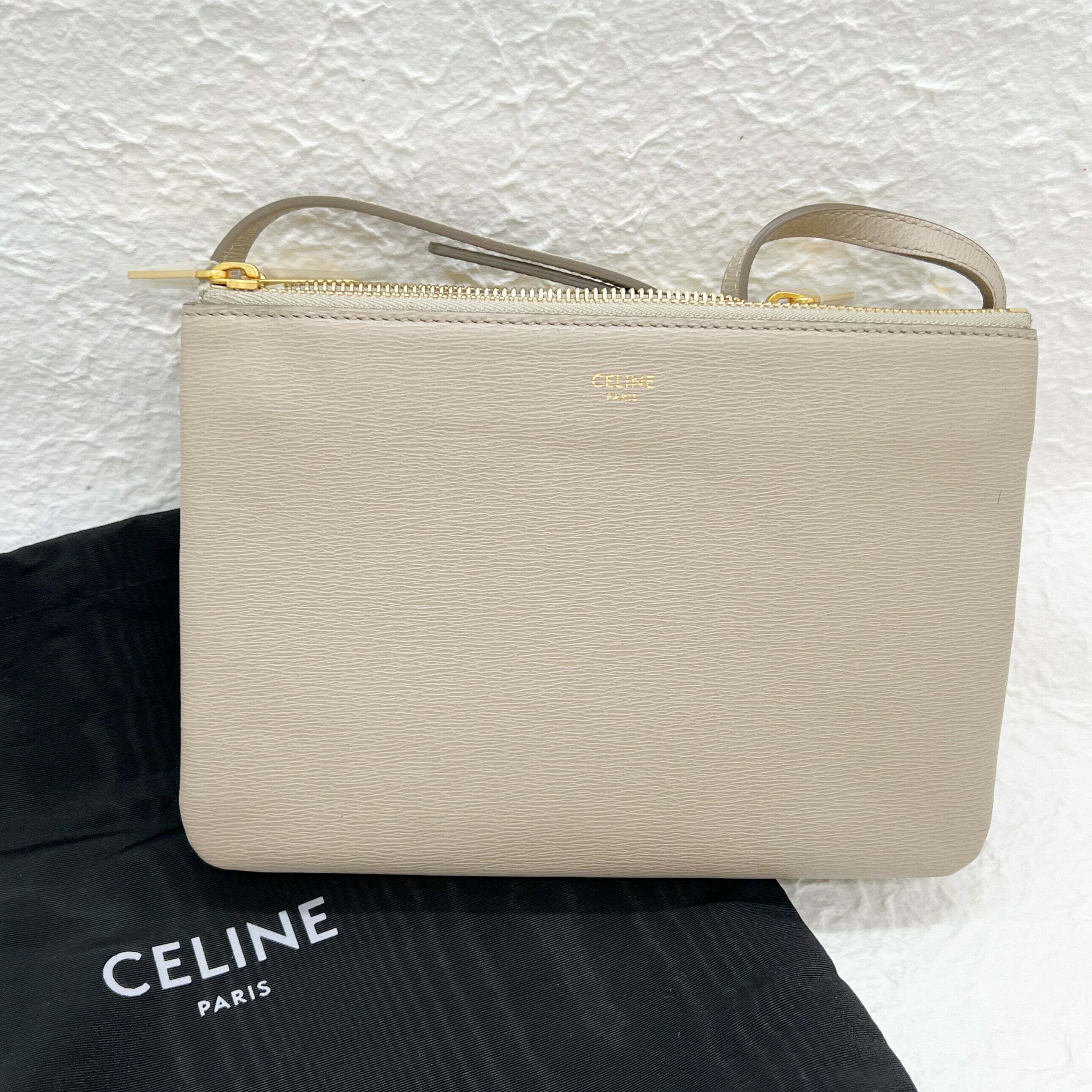CELINE OUTLET 細 TRIO (Light Taupe)