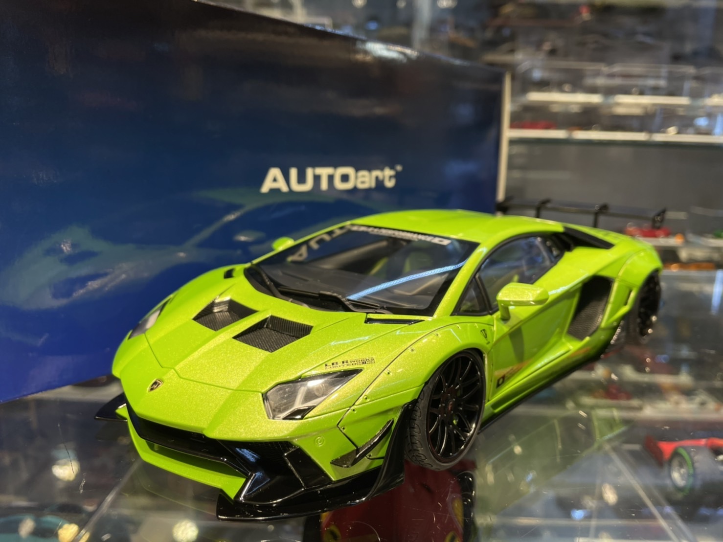 AutoArt 79243 Liberty Walk Aventador Limited 綠色 1/18