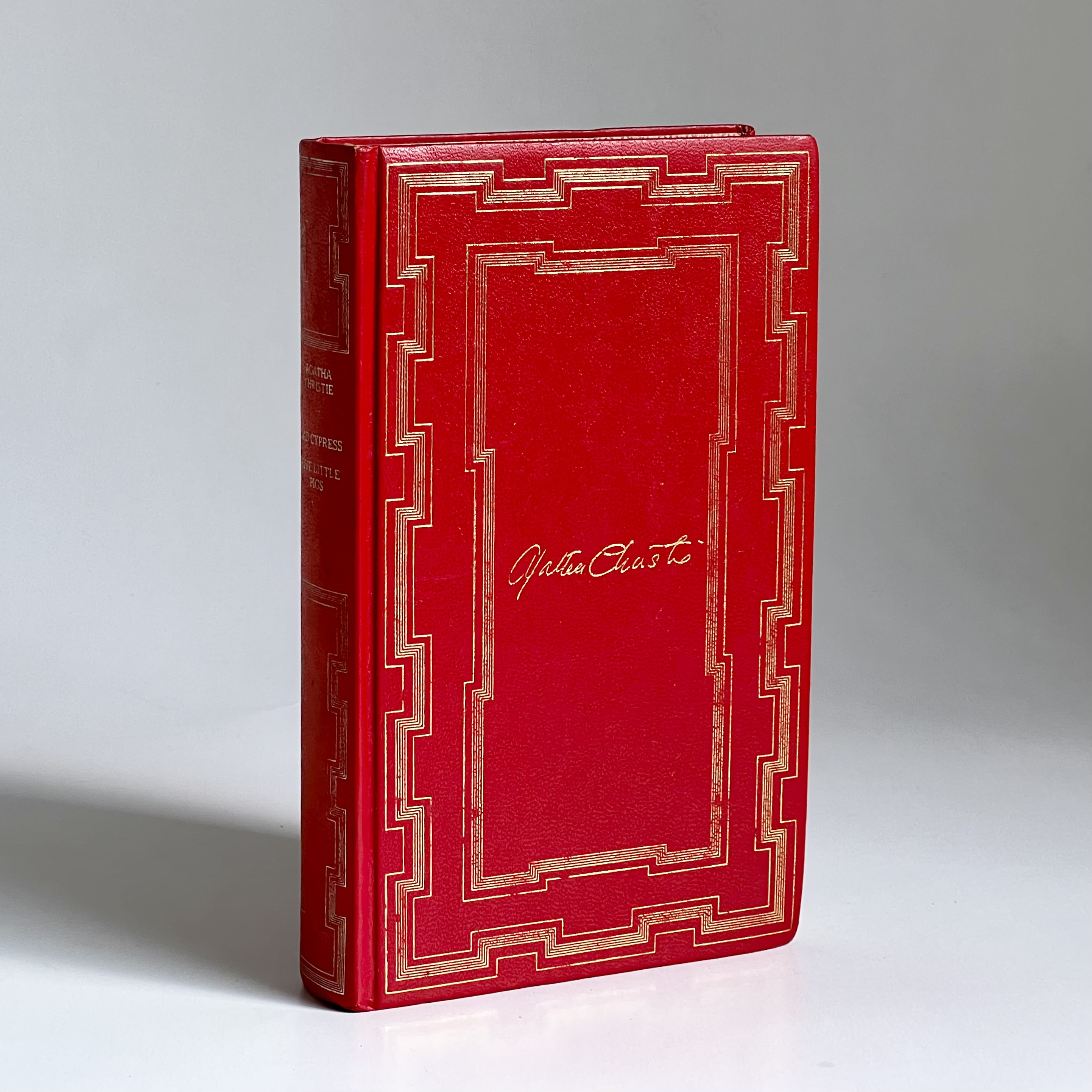 古董書 AGATHA CHRISTIE SAD CYPRESS FIVE LITTLE PIGS