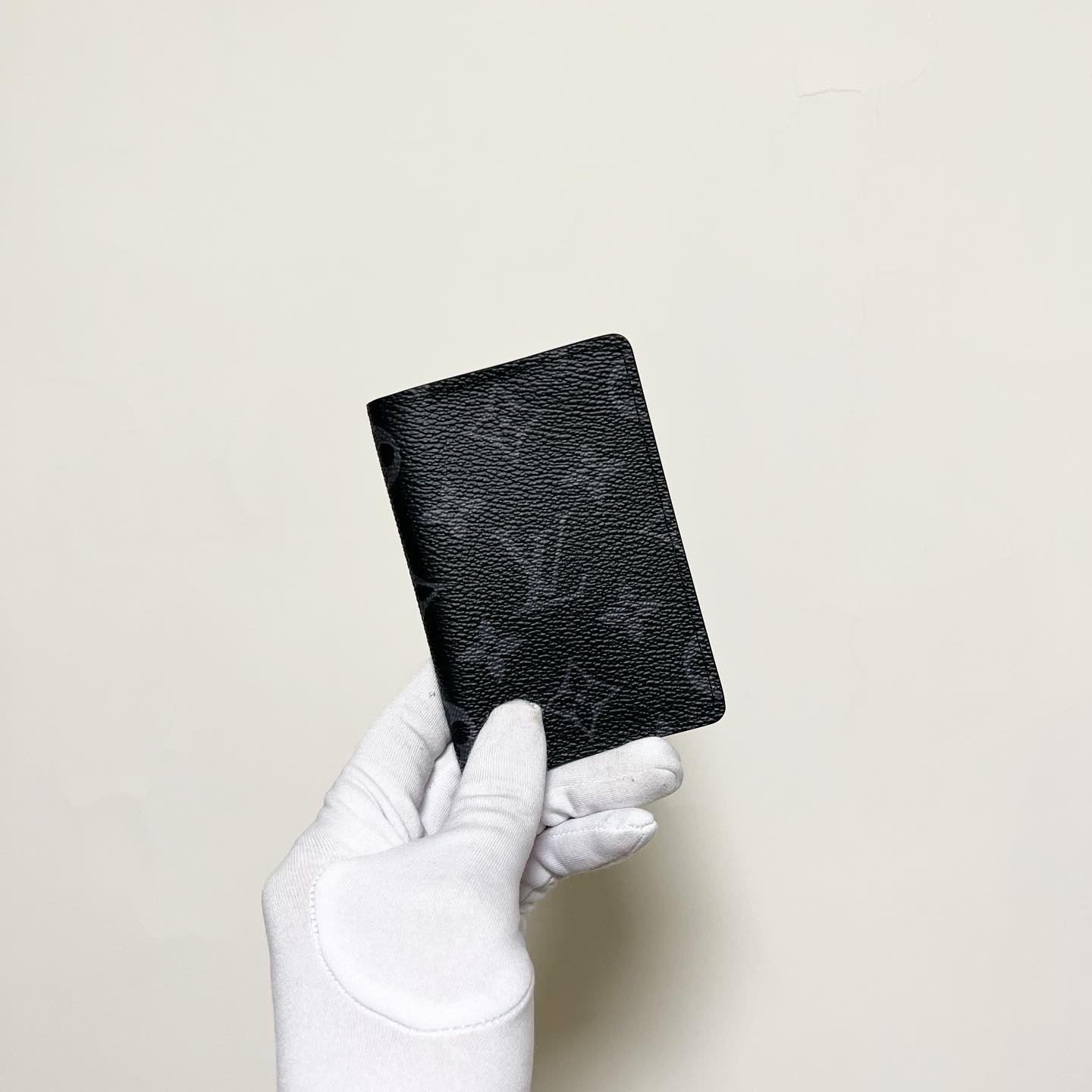 LV bi-fold Card holder