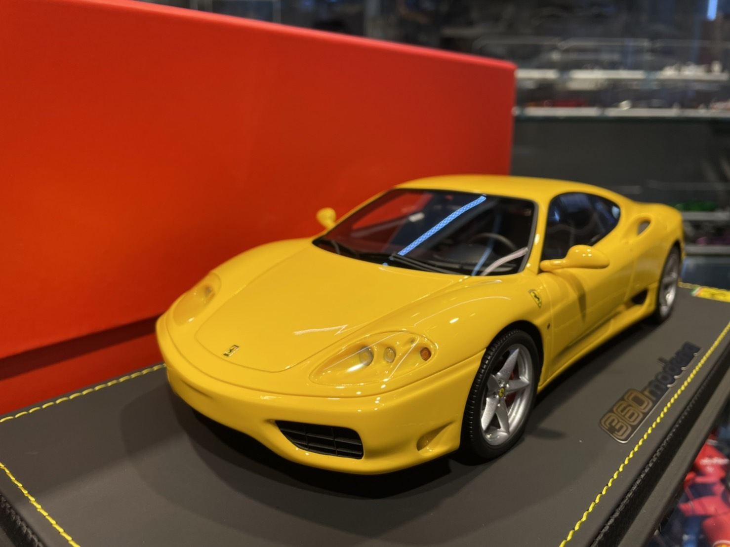 BBR P18172D Ferrari 360 Modena 1999 黃色 1/18 (樹酯車)