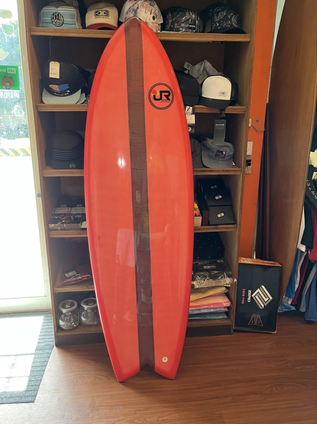 JR SURFBOARD 5'8"