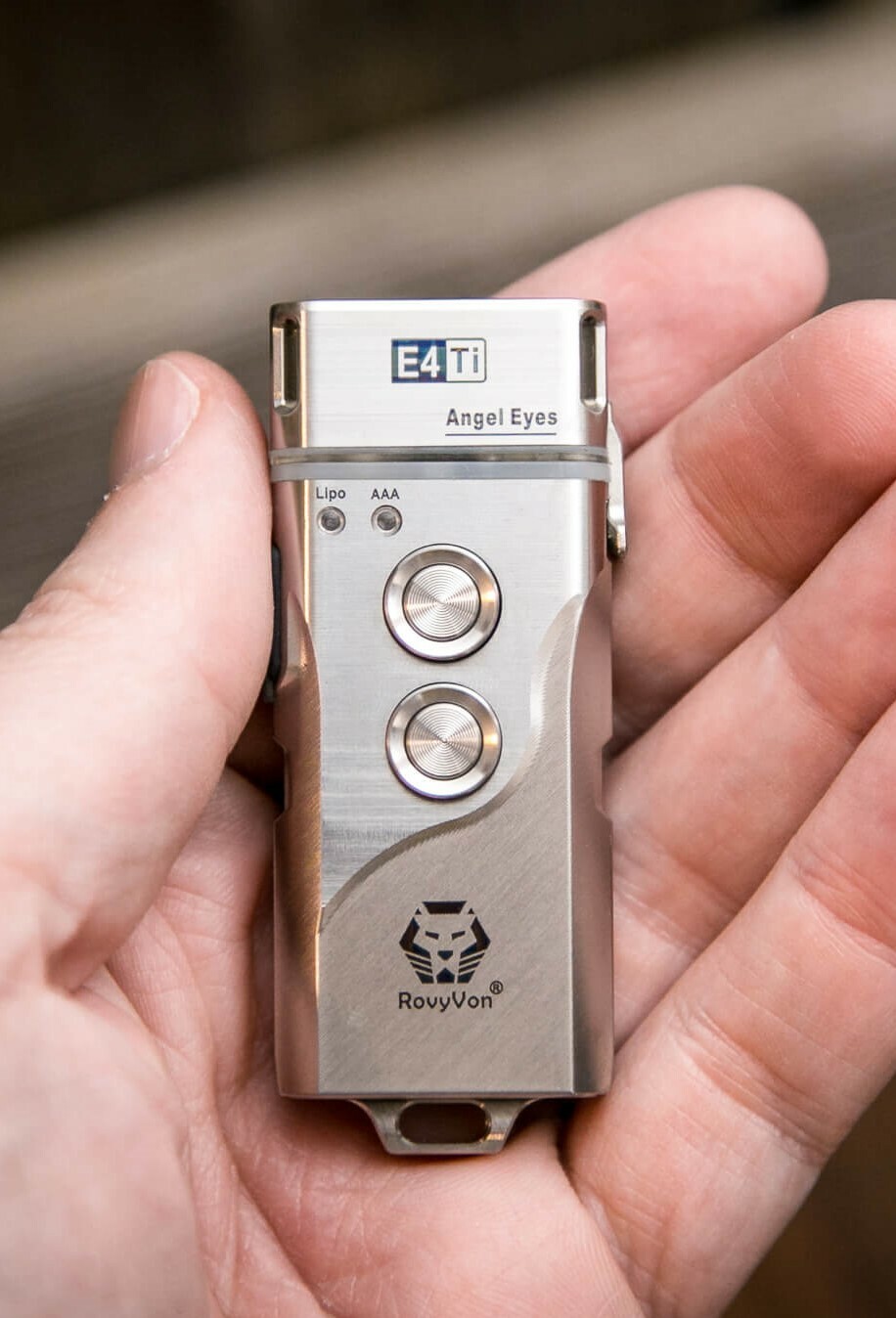 Rovyvon E4 Titanium USB Type-C 鈦金屬 匙扣燈