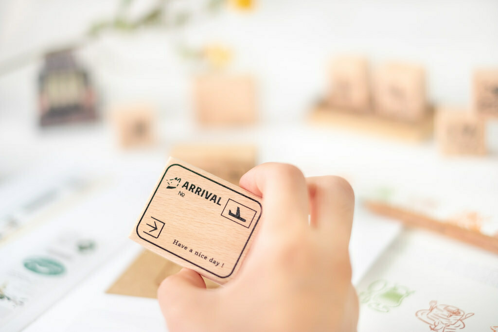 Hello Studio 你好工作室 歡迎入境狐吉國 印章 - 狐吉海關章